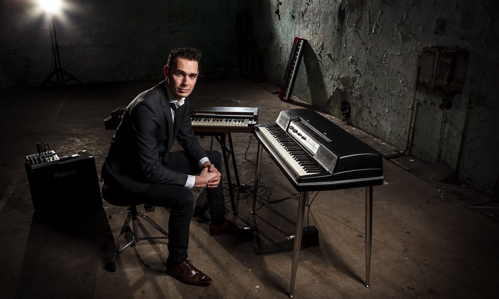 Piano player Born - Bestebands