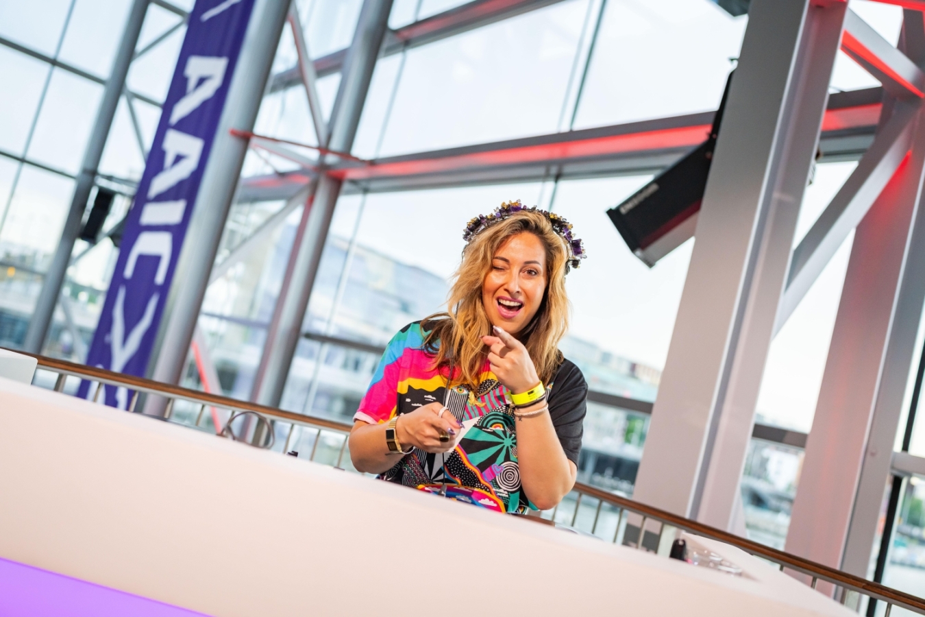 DJ Miss Brown - Beste Bands