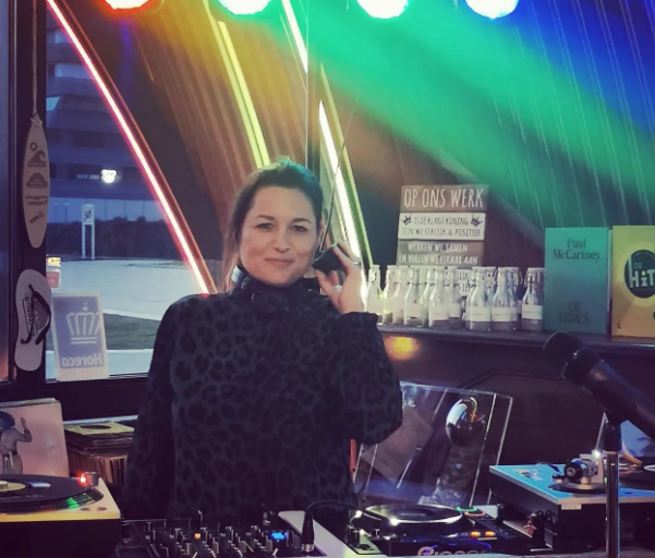 DJ Melanie - Beste Bands